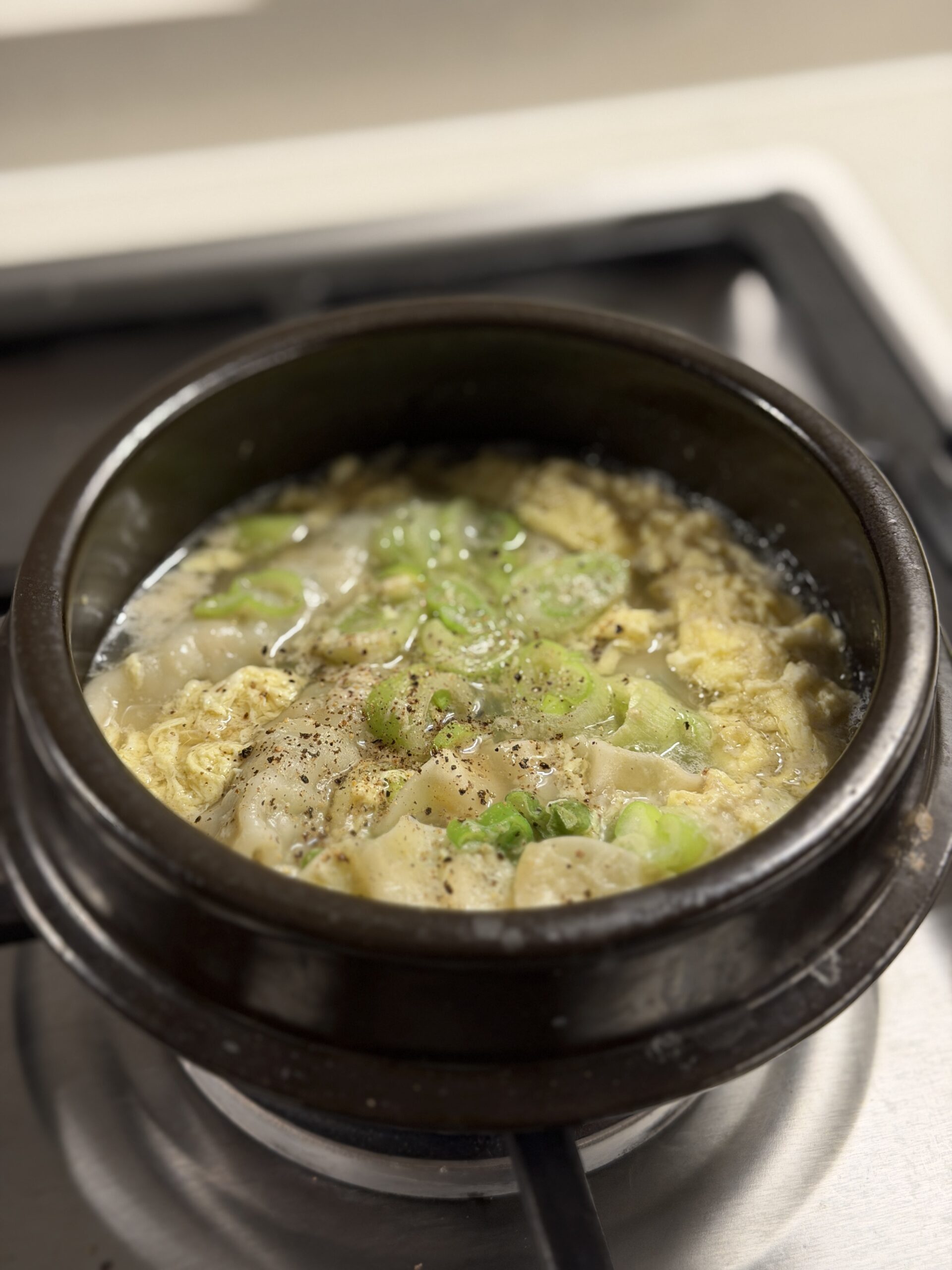 EASY Manduguk (Korean Dumpling Soup) - Recipes by Saemmul Song